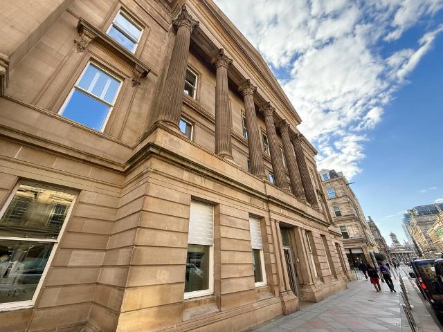 Ingram Street, Glasgow, G1 2 bed flat to rent £1,600 pcm £369 pw