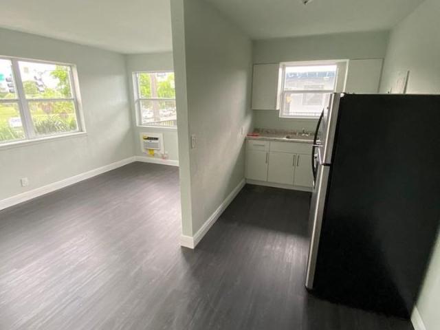 Ingram Portfolio 2 Bedroom Apartment for Rent at 14255 Nw 22nd Ave, Opa Locka, FL 33054