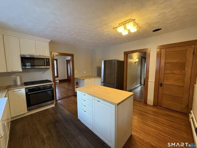 Ingraham St, Bristol, Home For Sale
