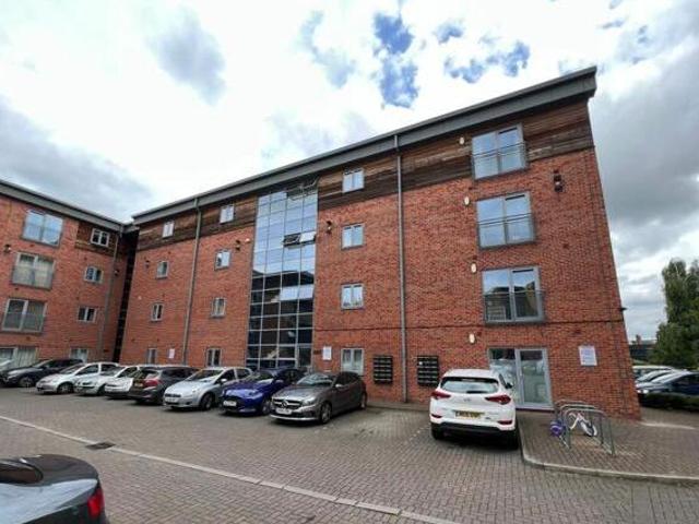 Ings Road, Wakefield, 2 Bedroom Apartment