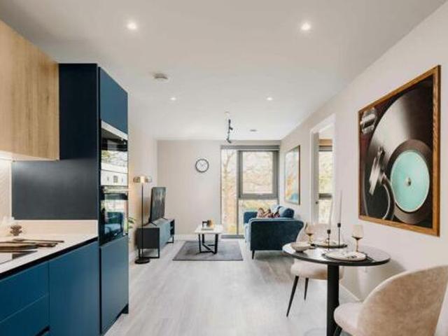 Inkwell Place, Birmingham, 2 Bedroom Apartment