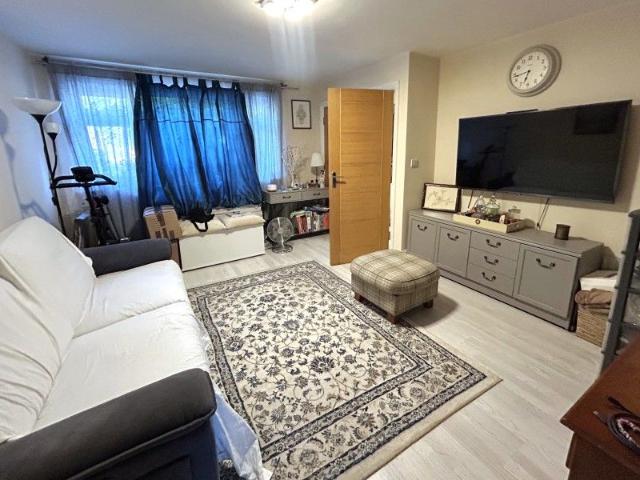 Inkerman Road, Woking, Surrey, GU21