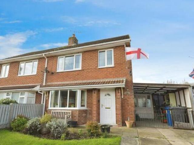 Inkersall, Curbar Curve, Chesterfield, 3 Bedroom Semi detached