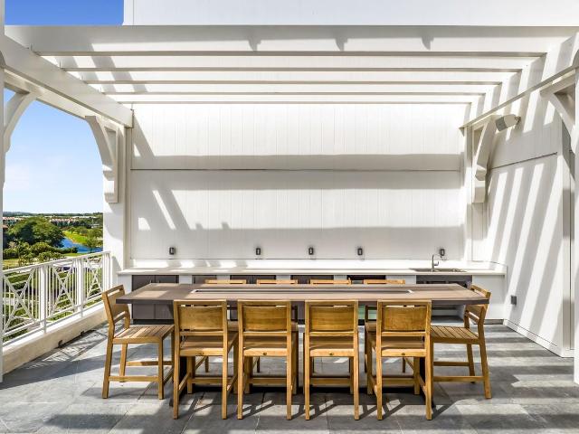 Inscription West Palm Beach 2 Bedroom Apartment for Rent at 1991 Presidential Way, West Palm Beach, FL 33401 President Country Club