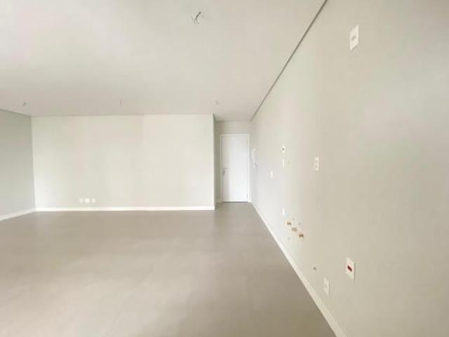 INSIGHT PALHANO R$ 850.000 Apartamento à venda, 2 dormitórios 1 suíte, 89 m², Gleba Palhano, L