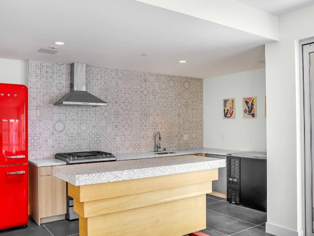Inspire Hollywood Studio Apartment for Rent at 1530 Cassil Pl, Los Angeles, CA 90028 Central Hollywood