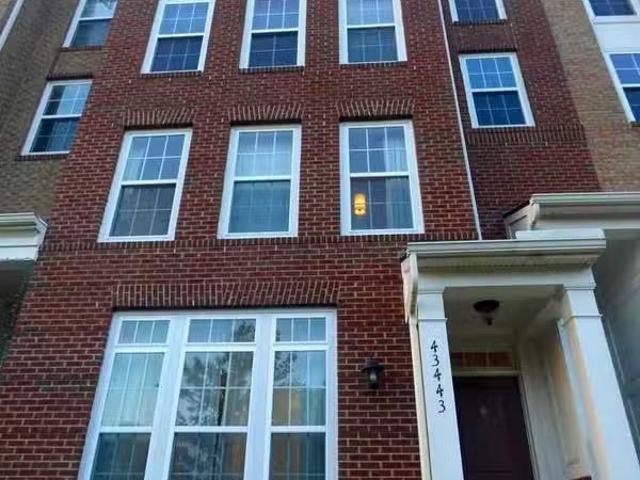 Interior Row/Townhouse CHANTILLY, VA 43443 Town Gate Sq