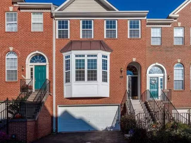 Interior Row/Townhouse ALEXANDRIA, VA 3394 Governors Crest Ct