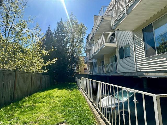 Interlake 21 2 Bedroom Apartment for Rent at 9512 Interlake Ave N, Seattle, WA 98103 North College Park