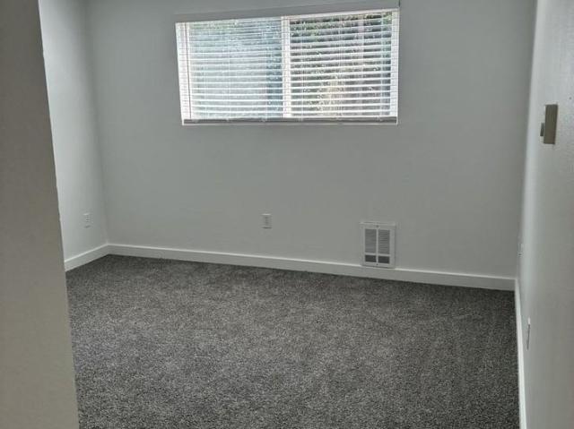 Interlakken Apartments 1 Bedroom Apartment for Rent at 11119 Woodinville Dr, Bothell, WA 98011 Downtown Riverfront 190th