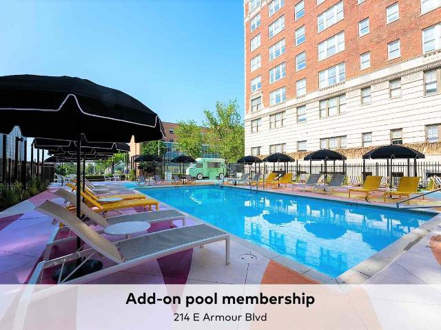 Interstate Flats Studio Apartment for Rent at 12 E Armour Blvd, Kansas City, MO 64111 Broadway Gillham