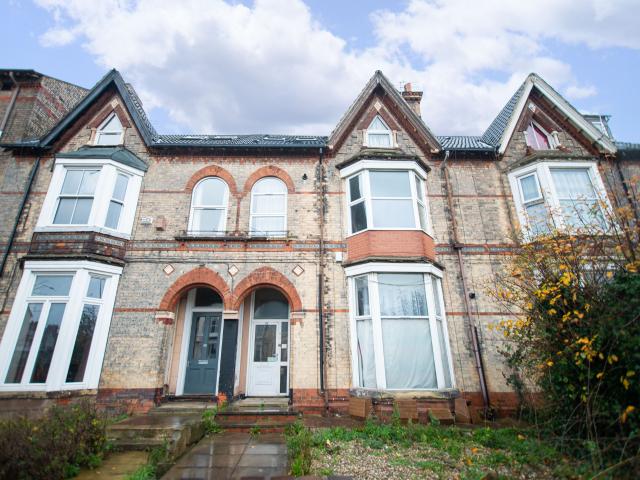 Introducing this one bedroom flat available on Beverley Road, Hull