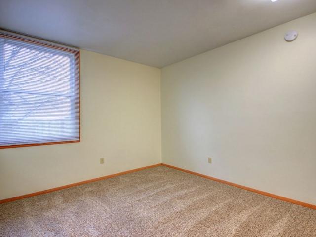 Introducing your New Home: Comfort and Convenience Await! 1 Bedroom Apartment for Rent at 508 S Mattis Ave, Champaign, IL 61821