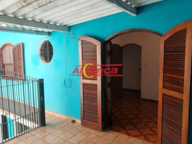 INVESTIMENTO COM RENDA, 3 CASAS EM TERRENO DE 224M², PX AO TABOÃO E PRAÇA 8 EM GUARULHOS