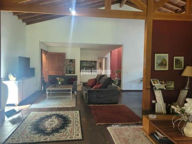 Investimento de Sonho: Casa de Luxo em Campo Belo