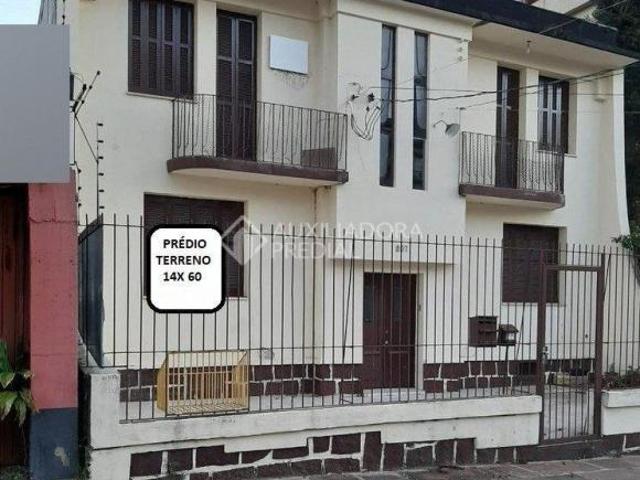 Investimento em Terreno com Duas Frentes na Miguel Couto/Padre Cacique