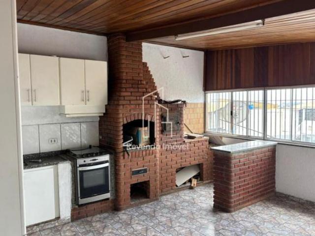 Investimento Lucrativo: Casa à venda em Parque Guaianazes, São Paulo SP 5 quartos, 4 banheiros, 2