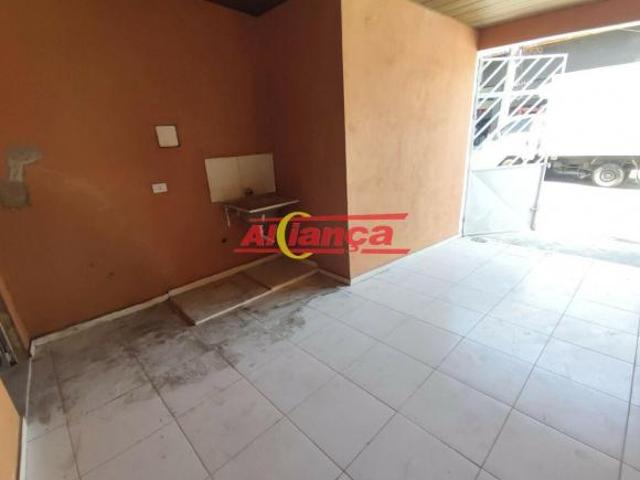Investimento Perfeito ? Imóvel com 6 Casas para Renda no Taboão, Guarulhos