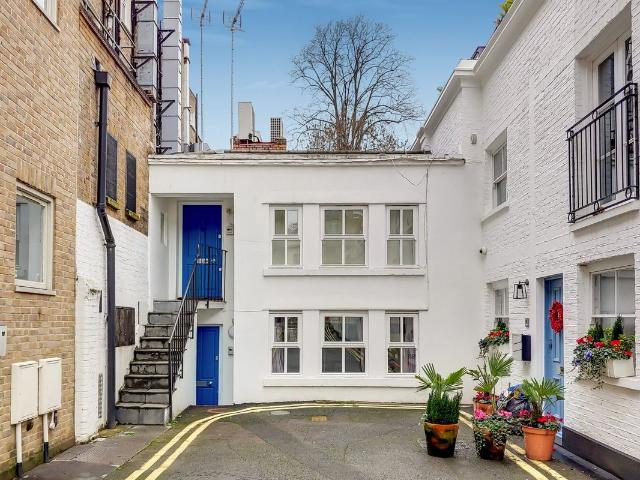 Inverness Mews, Bayswater W2, Studio to rent, £1,750 pcm | PrimeLocation