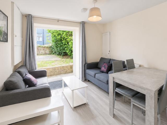 Inverness Road, Brighton BN2 4 bed end of terrace house to rent £2,201 pcm £508 pw