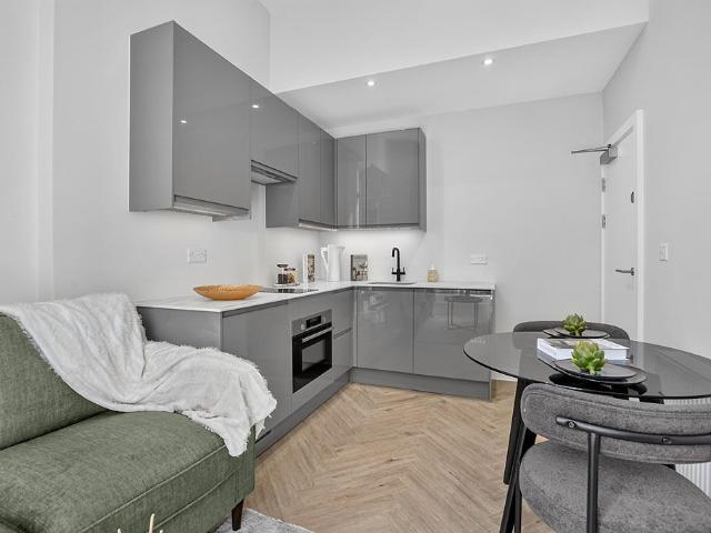 Inverness Terrace, London W2, 1 bed flat to rent, £2,600 pcm | PrimeLocation