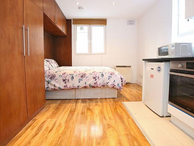 Inverness Terrace, London W2, Studio to rent, £1,408 pcm | PrimeLocation