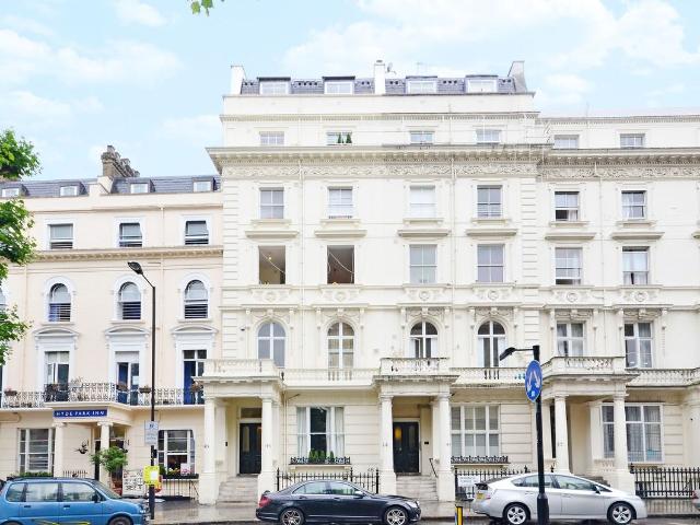 Inverness Terrace, Queensway, London W2, Studio to rent, £2,800 pcm | PrimeLocation
