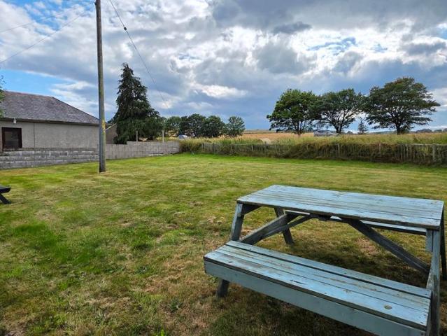 Inveramsay Farm Cottages, Inverurie, Inverurie AB51, 3 bed bungalow to rent, £1,300 pcm | PrimeLocation