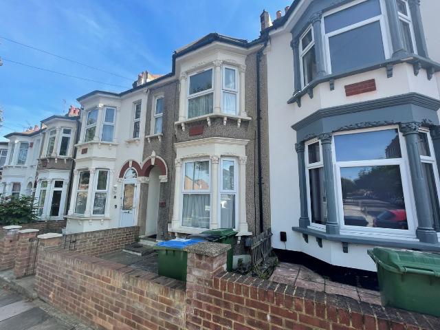 Inverine Road, Charlton SE7, Room to rent, £800 pcm | PrimeLocation