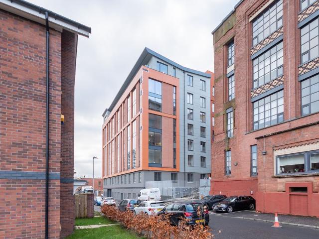 Inverlair Avenue, Cathcart, Glasgow G43, 2 bed flat to rent, £1,495 pcm | PrimeLocation