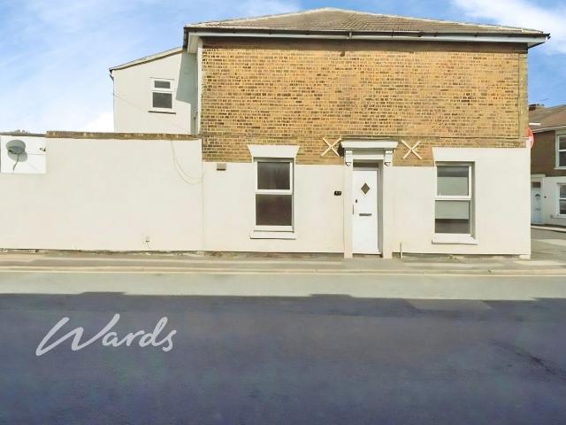 Invicta Road, Sheerness ME12, 2 bed end terrace house to rent, £1,250 pcm | PrimeLocation