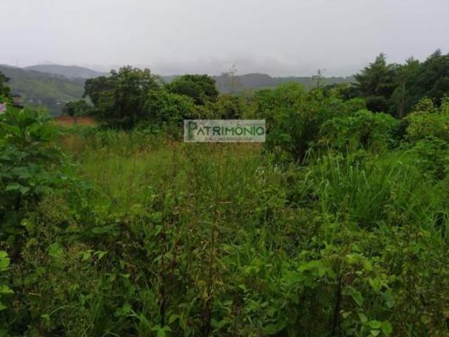 Invista no Seu Futuro: Terreno de 550 m² no Bom Jardim