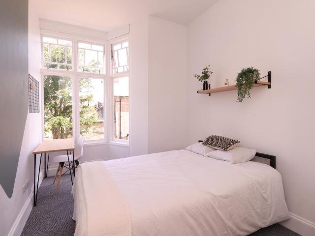 Inviting double bedroom in the heart of Lancaster Has a Room