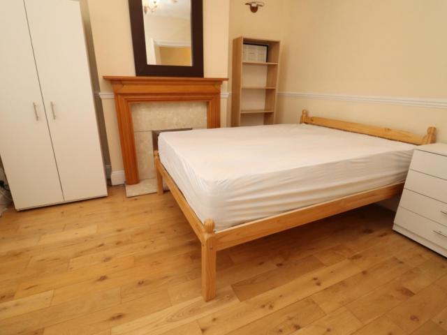 Inviting double bedroom near Greenwich Park Has a Room
