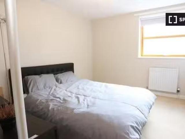 Inviting room in shared flat in Bow, London