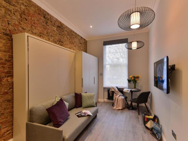 Inviting studio very close to Notting Hill Gate Tube Has an Apartment