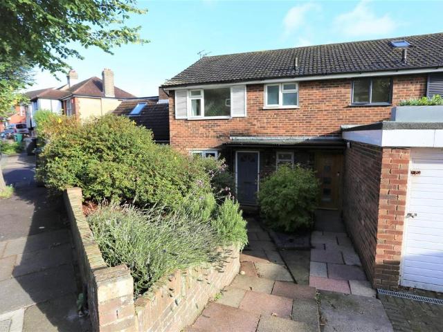 Inwood Crescent, Brighton 4 bed house to rent £2,240 pcm £517 pw