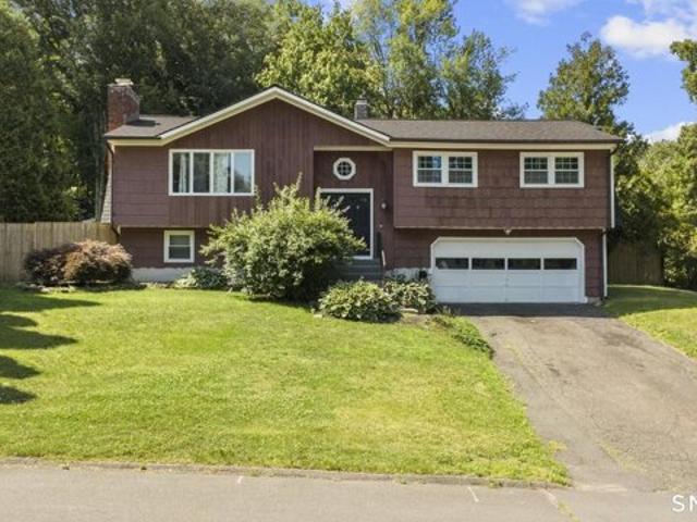Inwood Dr, Naugatuck, Home For Sale