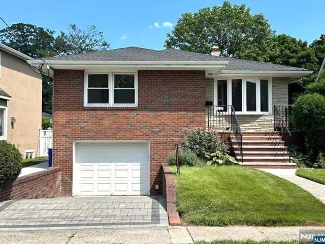 Inwood Ter, Fort Lee, Home For Sale
