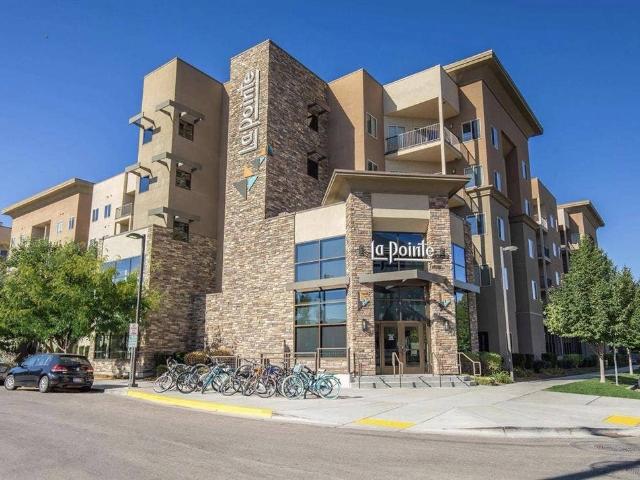 ISO Roommate! Near Boise State