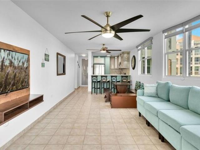 Isabela, Condo For Sale