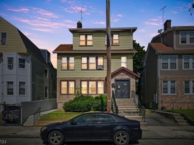 Isabella Ave, Newark, Home For Sale