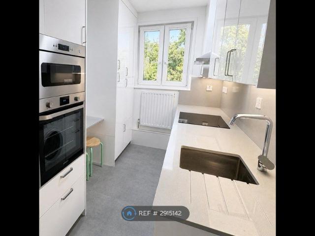 Isabella House, London W6, 4 bed flat to rent, £4,750 pcm | PrimeLocation