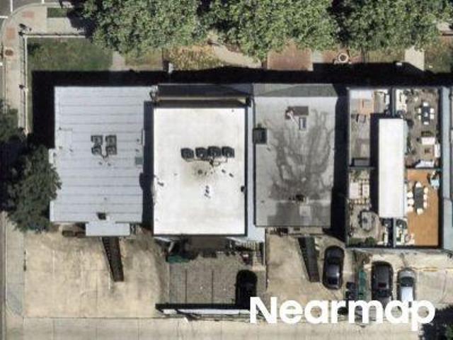 Isherwood St NE