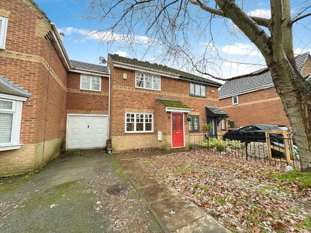 Isis Close, Salford M7, 3 bed terraced house to rent, £1,200 pcm | PrimeLocation