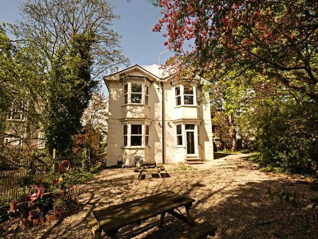 Isis House, Abingdon Road 1 bed flat to rent £1,550 pcm £358 pw