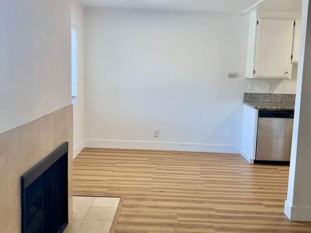 Isla Morada 1 Bedroom Apartment for Rent at 2204 S Beverly Glen Blvd, Los Angeles, CA 90064 Westside