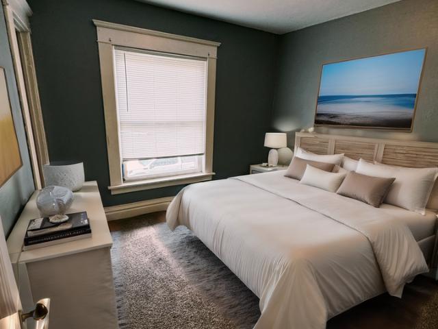 Island 121 3 Bedroom Apartment for Rent at 121 Island Ave, Lansing, MI 48910 Moores Park