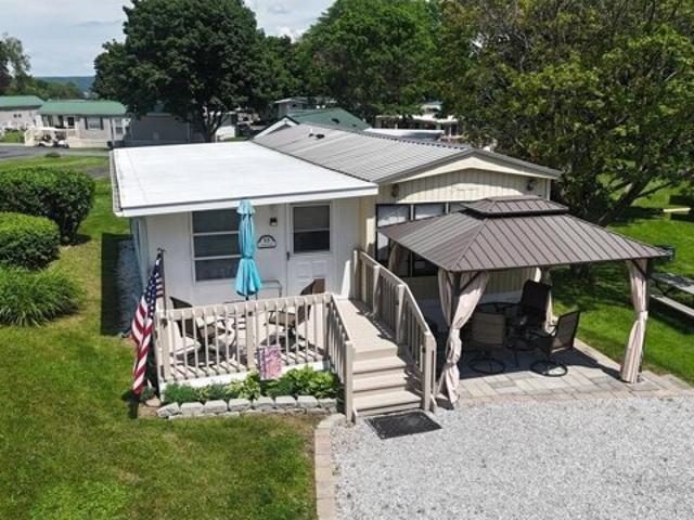 Island Cir, South Hero, Property For Sale