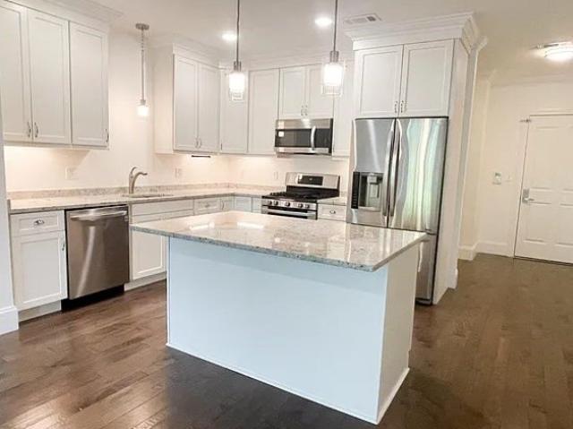 Island Ct Unit,easton, Condo For Sale
